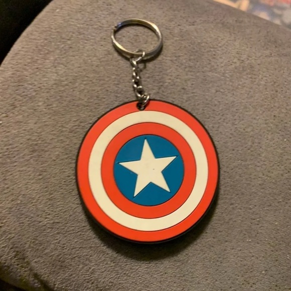 Marvel | Toys | New Marvel Captain America Shield Key Chain | Poshmark